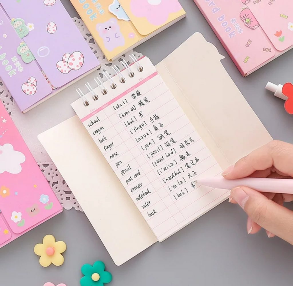 Mini libretas de vocabulario dinos&bear - La Selva de Papel - Papelería ...